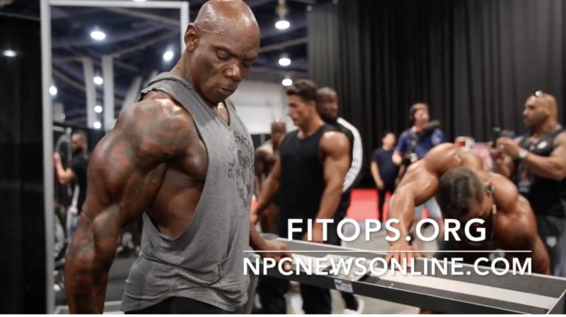 2017 IFBB Men's Classic Physique Competitor Flex Wheeler Backstage ...