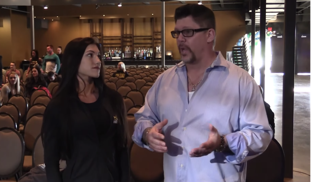 2019 IFBB BATTLE AT THE FALLS: IFBB Bikini Pro Lauren Dannenmiller With ...